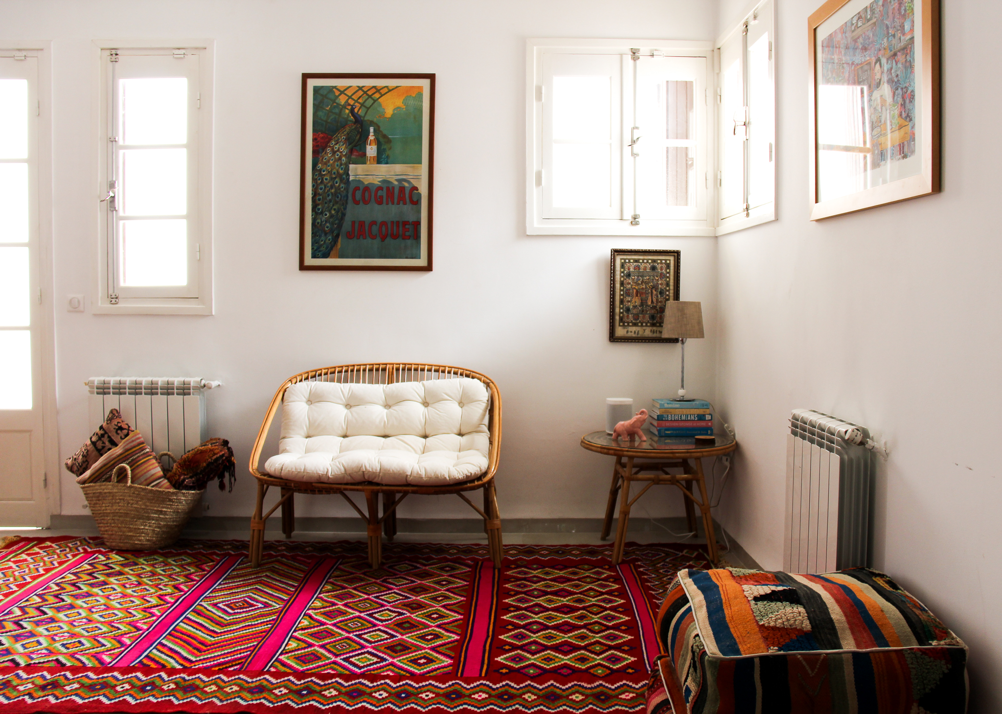 A Jungle-Inspired Bar Nook